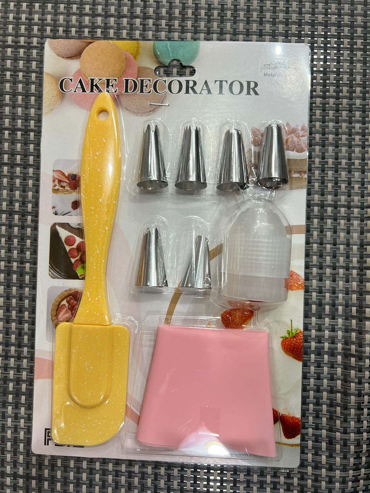 9 Pcs Cake Decorating Tool Set T9-2 – TheBawarchiKhana